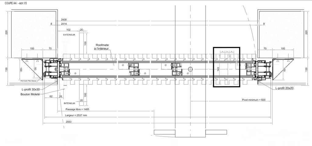 Porte sur pivot HYPI WOOD, menuiserie haut de gamme