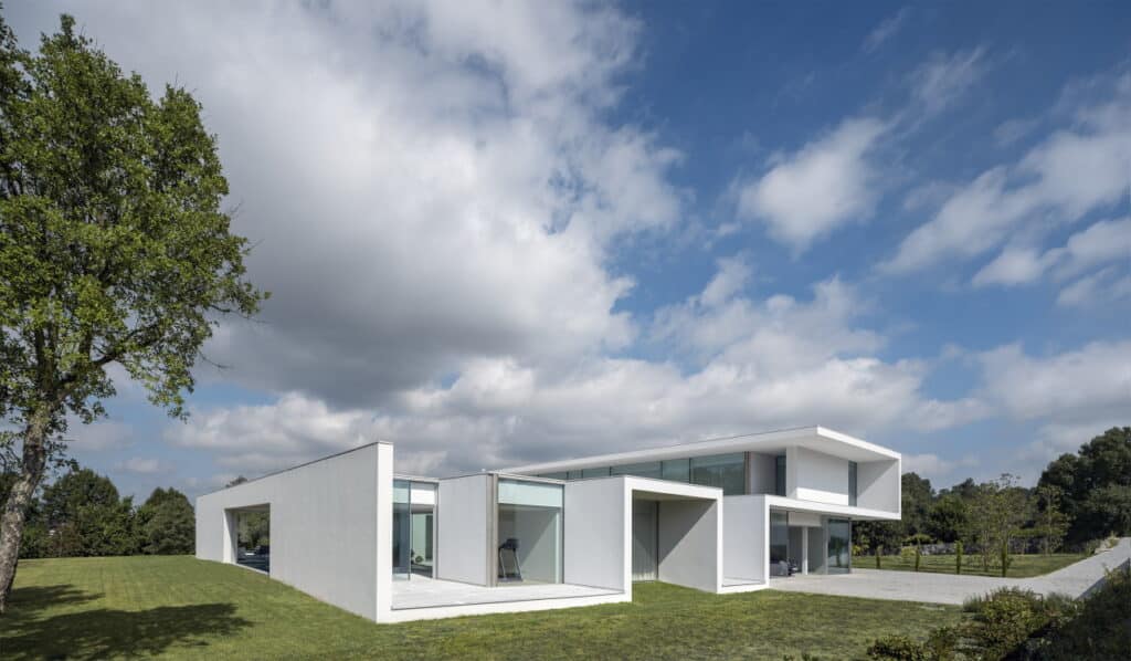 Villa MTMG, Santo Tirso - Création Hyline Building Systems France